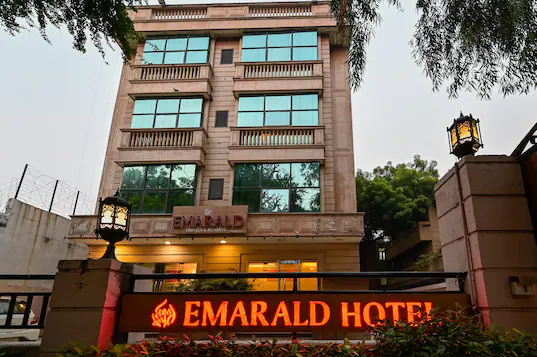 Emarald Hotels & Resorts, Connaught Place - Free Cancellation & Best Prices!